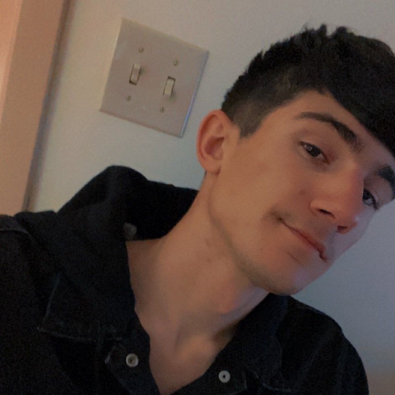 Laurence💀🤪 (@laurence_shaver) | Snapchat Stories, Spotlight & Lenses