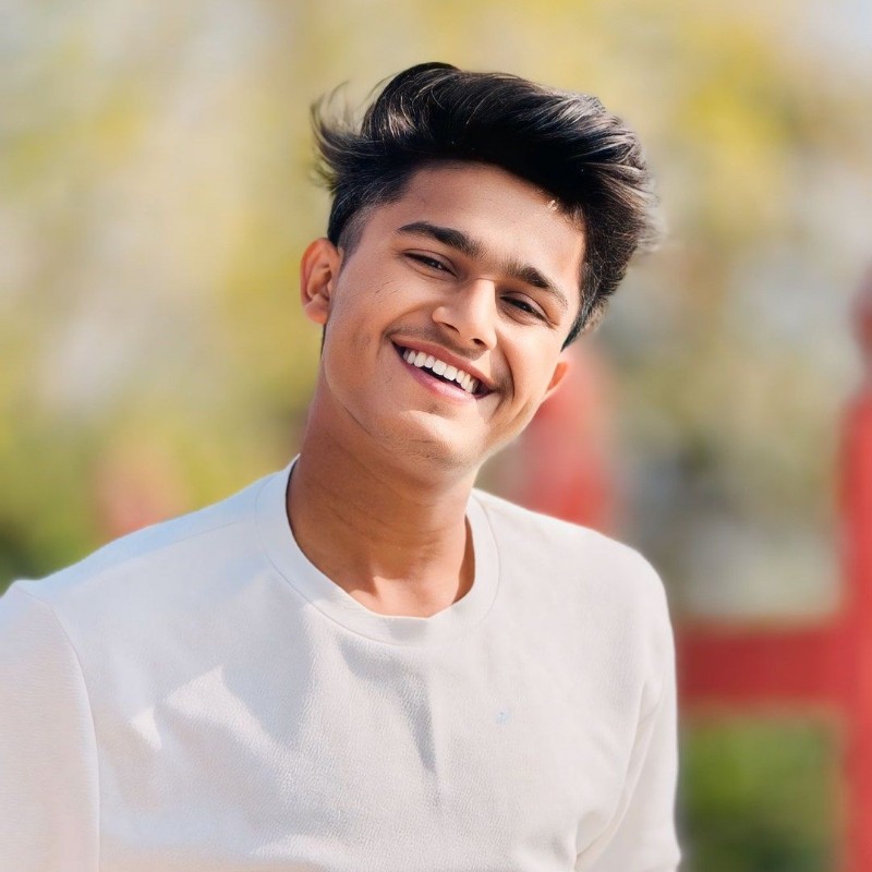 Lavesh Meena (@laveshhh_001) | Snapchat Stories, Spotlight & Lenses