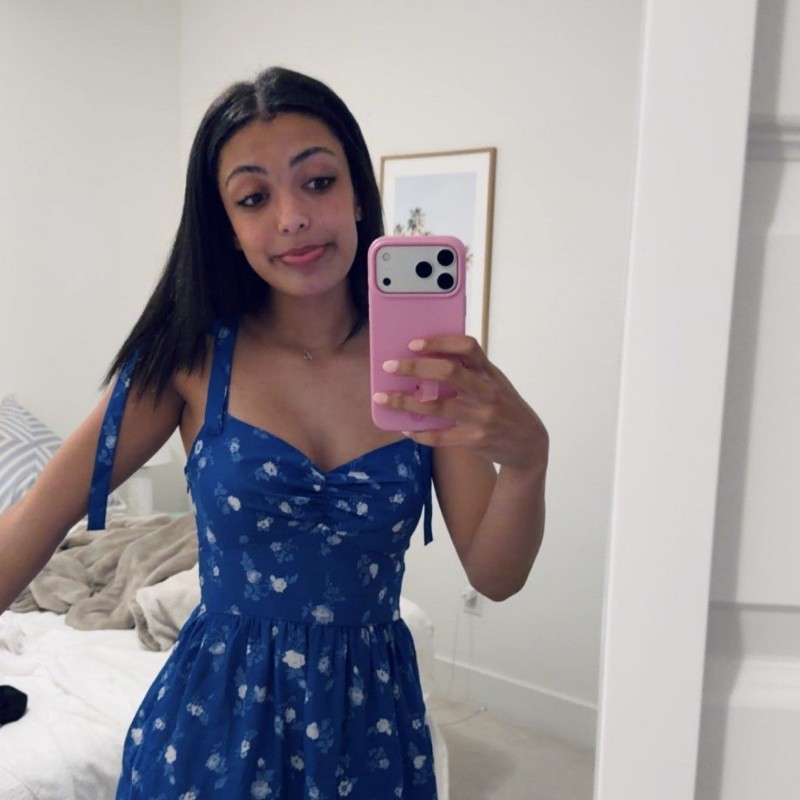 Layla Butler (@laylabributler) | Snapchat Stories, Spotlight & Lenses