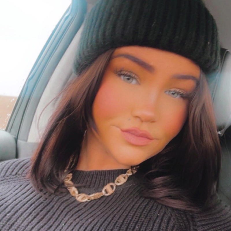 Layne Pennebaker (@laynepennebaker) | Snapchat Stories, Spotlight & Lenses