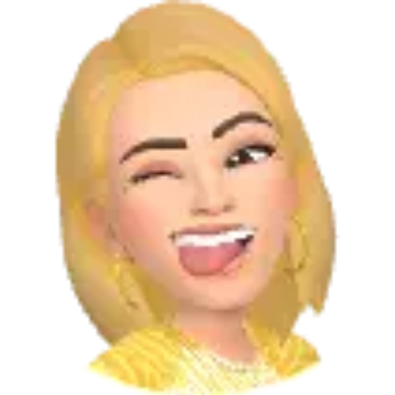 Laura Britten (@lbbaybee) | Snapchat Stories, Spotlight & Lenses