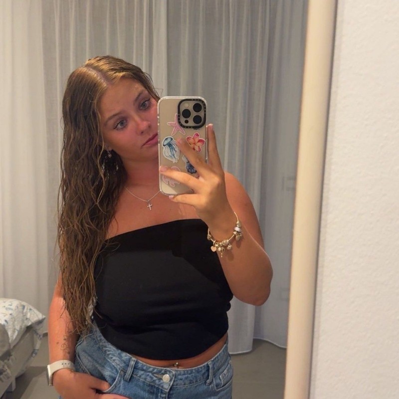 lea-sophie💕 (@lea.sophieh) | Snapchat Stories, Spotlight & Lenses