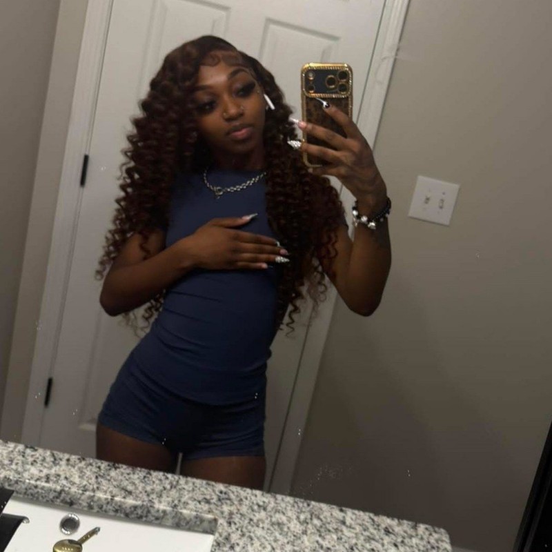 leah (@leahh_4kk) | Snapchat Stories, Spotlight & Lenses