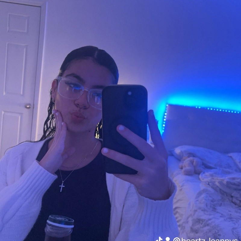 ℒℯ𝒶𝓃𝓃𝓎𝓈💕 (@leannyslope2021) | Snapchat Stories, Spotlight & Lenses