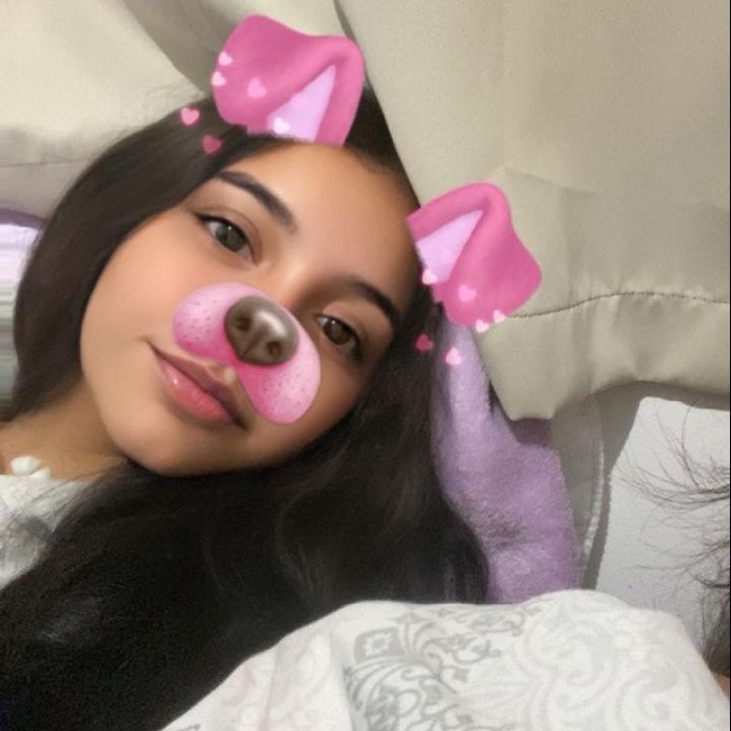 Giovanna Lechinski (@lechinskigi) | Snapchat Stories, Spotlight & Lenses