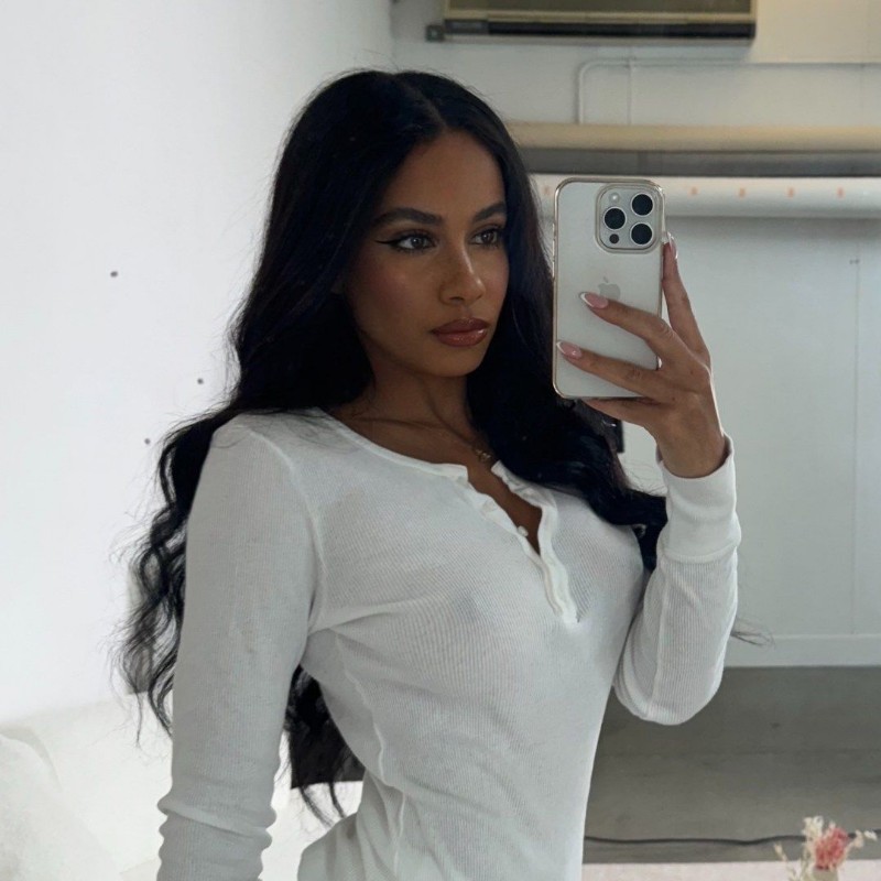 Leila Layzell (@leilalayzell) | Snapchat Stories, Spotlight & Lenses