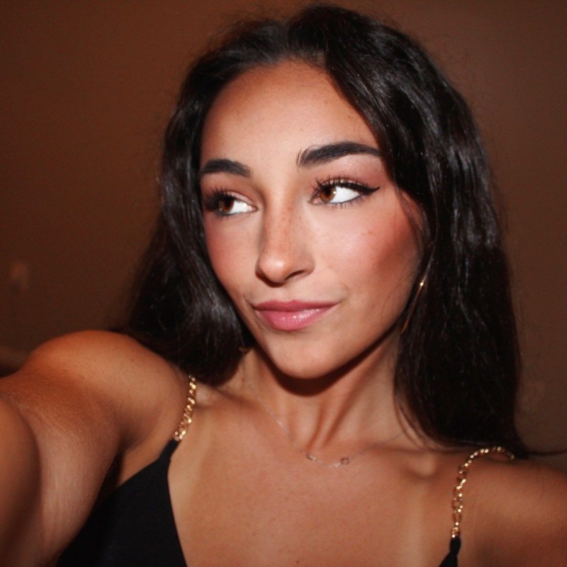 lena arenas (@lena_arenas01) | Snapchat Stories, Spotlight & Lenses