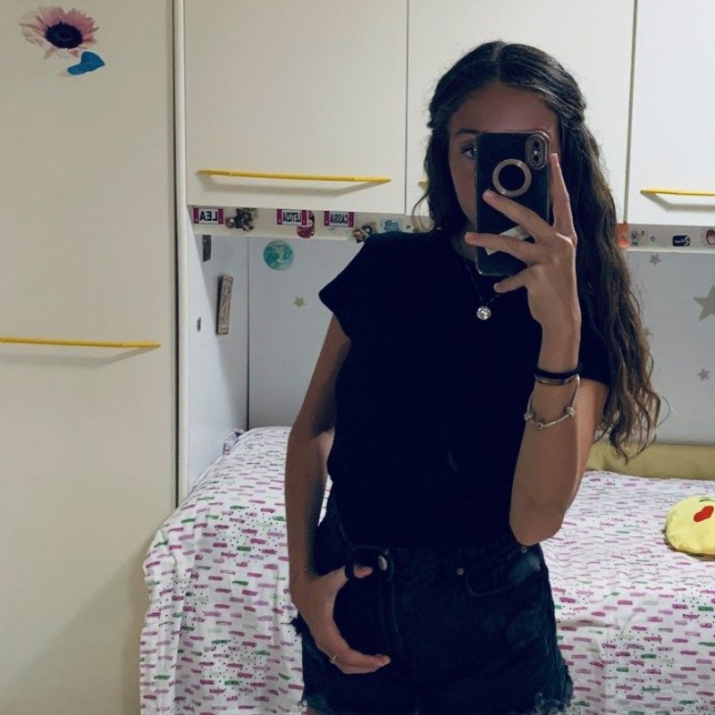 Leti_🫀 (@leti_basta) | Snapchat Stories, Spotlight & Lenses