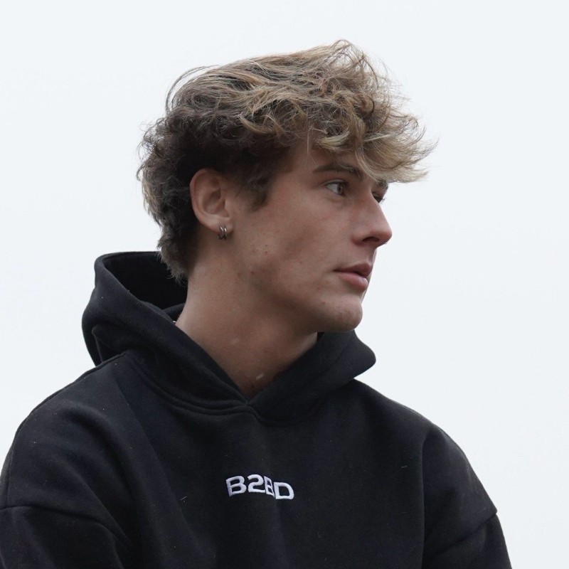 Levi Cauldwell (@levicauldwell) | Snapchat Stories, Spotlight & Lenses