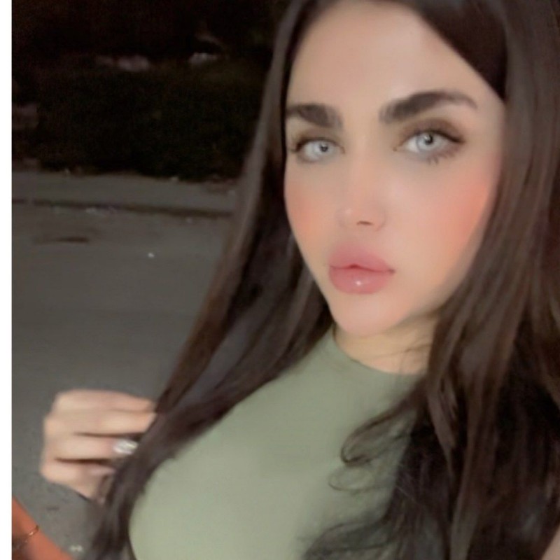 lian_sh52 (@lian_sh52) | Snapchat Stories, Spotlight & Lenses