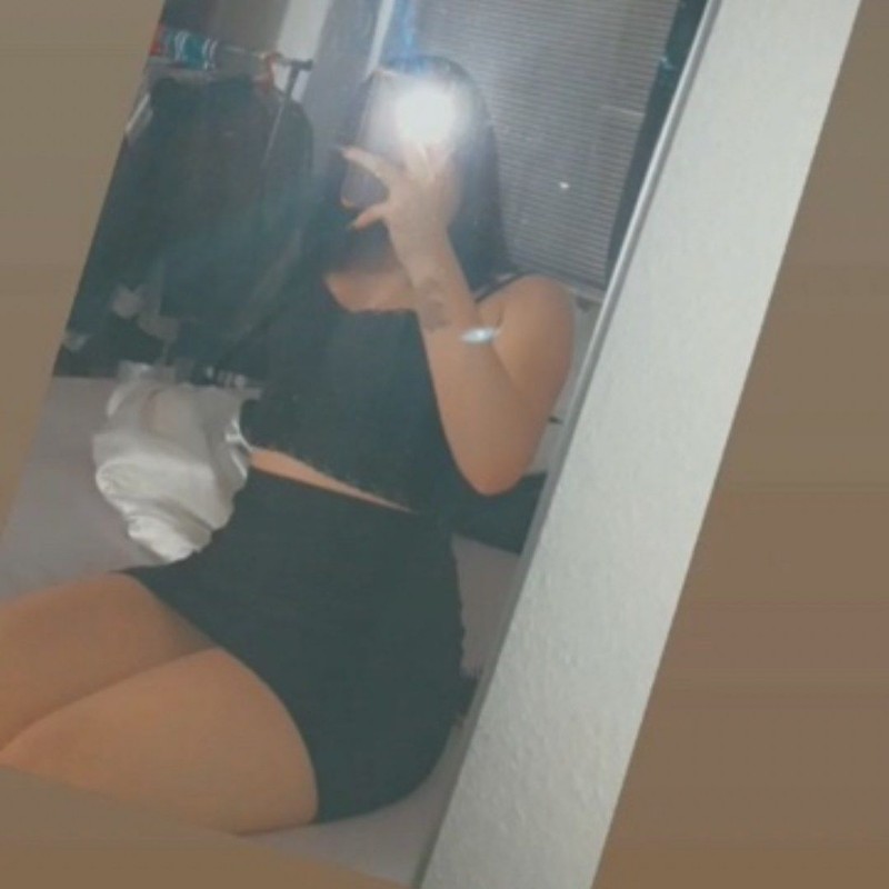 Liana Becker (@liana_bkr03) | Snapchat Stories, Spotlight & Lenses
