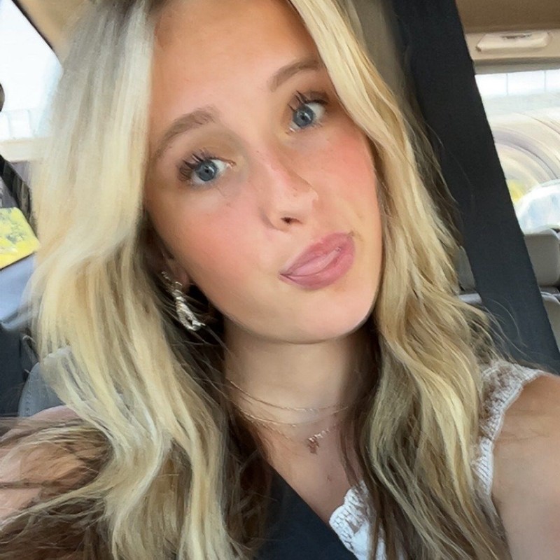 libby grant (@libbyloohou) | Snapchat Stories, Spotlight & Lenses