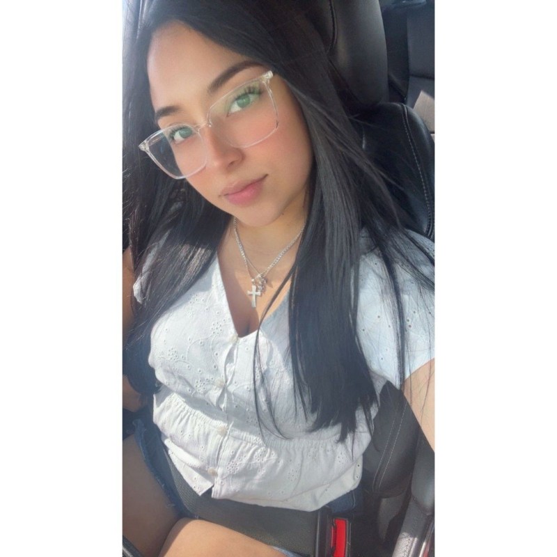 Liliana Avila 🌸 (@lilia-a1) | Snapchat Stories, Spotlight & Lenses