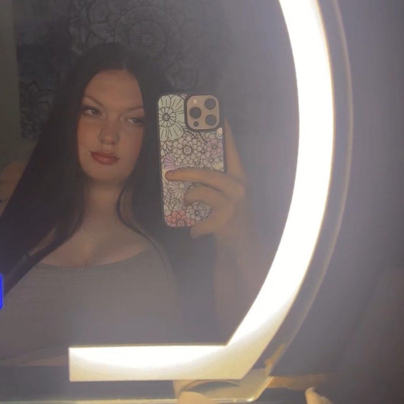 Lillian🫶🏽 (@lillianreinbold) | Snapchat Stories, Spotlight & Lenses