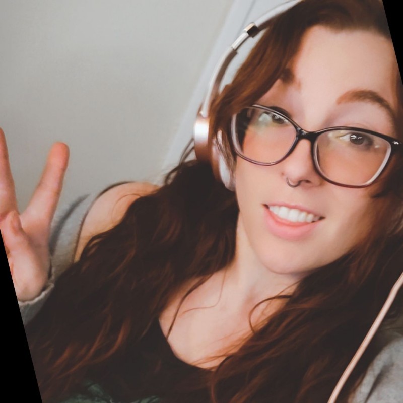 Lily O'Riley (@lillibundt) | Snapchat Stories, Spotlight & Lenses