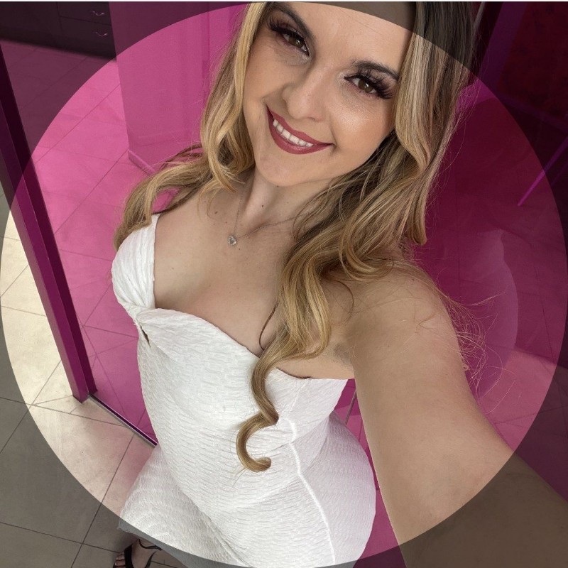 Miss Mayhem (@lillmissmayhem) | Snapchat Stories, Spotlight & Lenses