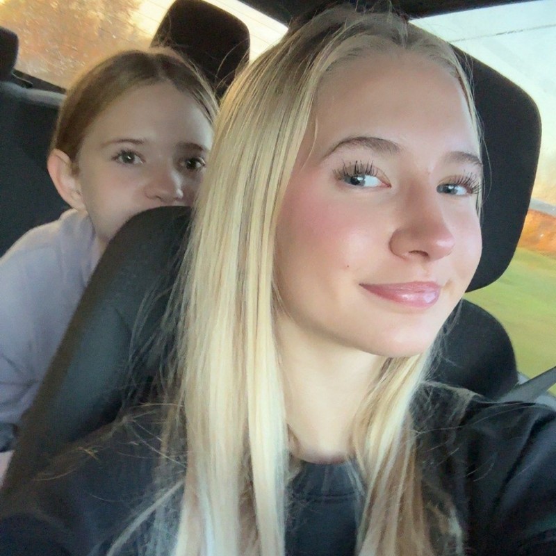 lily roe (@lilyroe19) | Snapchat Stories, Spotlight & Lenses