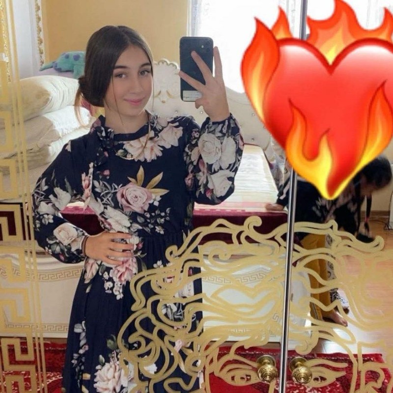 Ralu Raluca (@lingurarama2025) | Snapchat Stories, Spotlight & Lenses