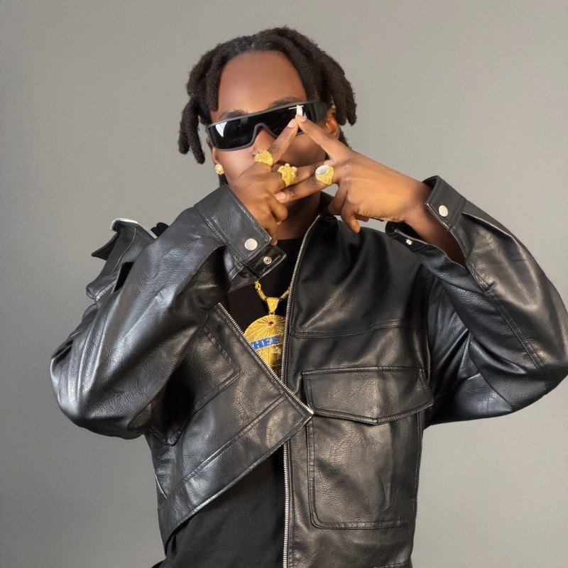 𝙻𝚒𝚘𝚗 𝙿(@lion_pii) | เรื่องราว Snapchat ตลอดจน Spotlight และเลนส์