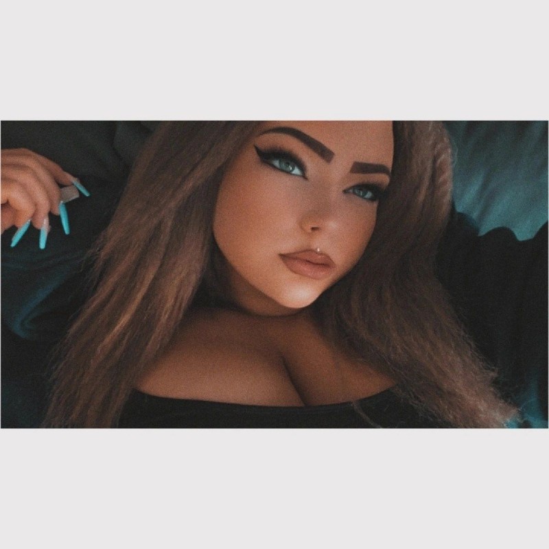 Lisa (@lisa_blw20) | Snapchat Stories, Spotlight & Lenses