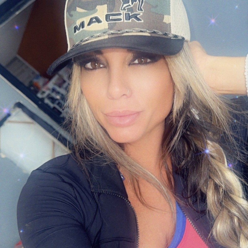 Lisa P (@lisa_ppepper) | Snapchat Stories, Spotlight & Lenses