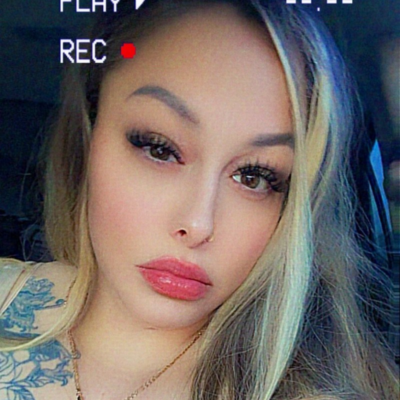 Lisa Lis🤍🖤 (@lisalis0187) | Snapchat Stories, Spotlight & Lenses