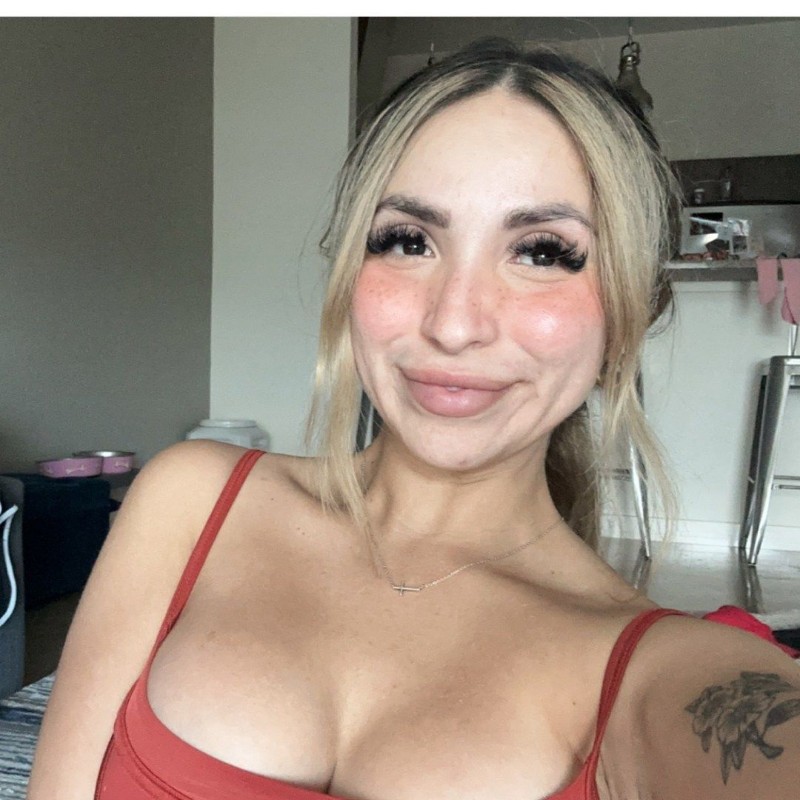 Gabby 🤟🏼 (@little.gabbyy) | Snapchat Stories, Spotlight & Lenses