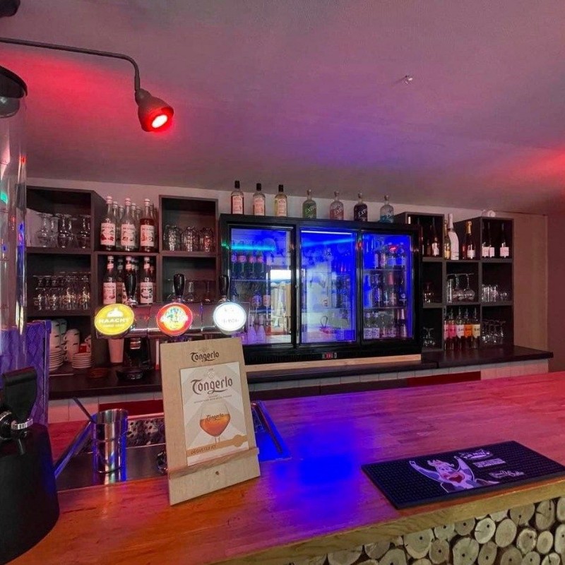 Le_Live Bar 🏳️‍🌈 (@live_bar) | Snapchat Stories, Spotlight & Lenses