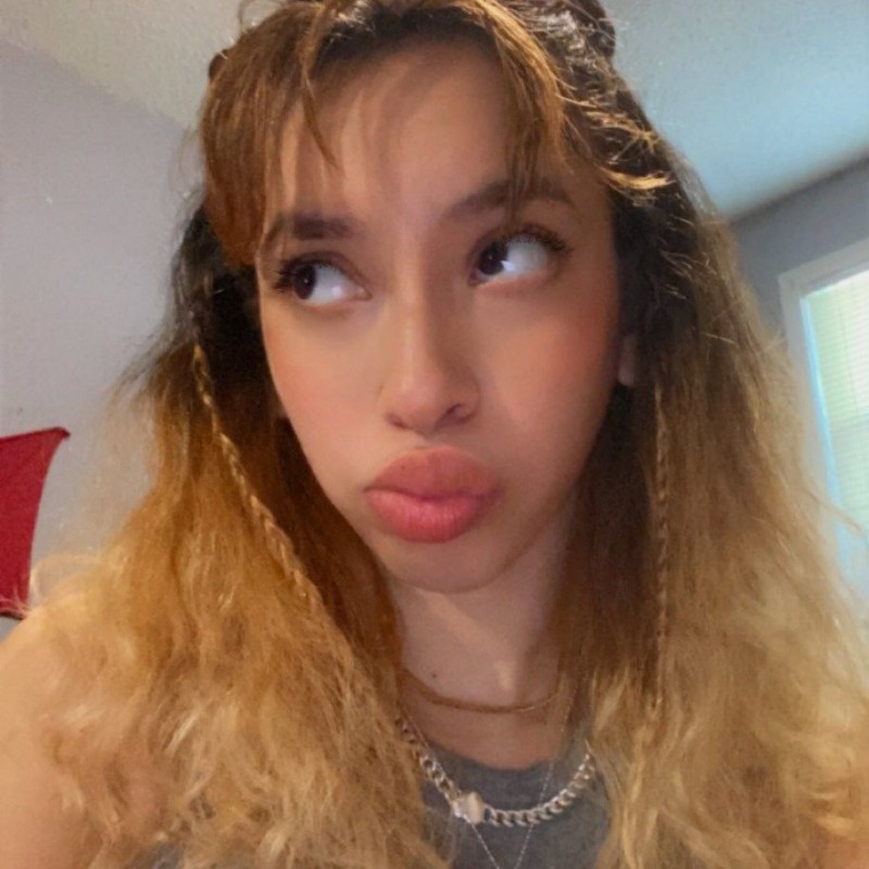 Lizzie_$%&@#? (@lizzie_jabari) | Snapchat Stories, Spotlight & Lenses