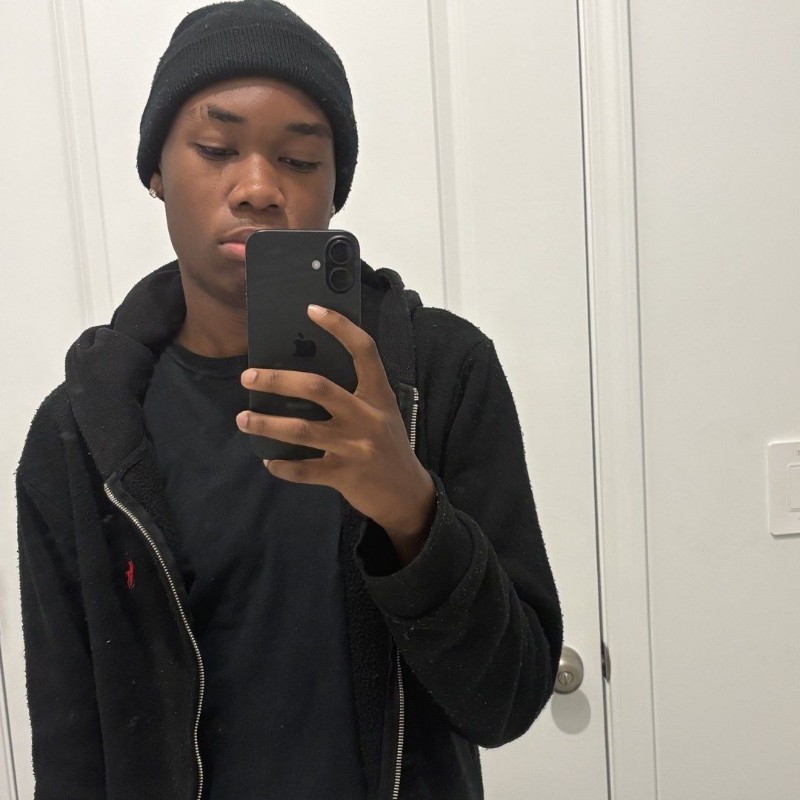 Ljay Smith (@ljay_smith25) | Snapchat Stories, Spotlight & Lenses