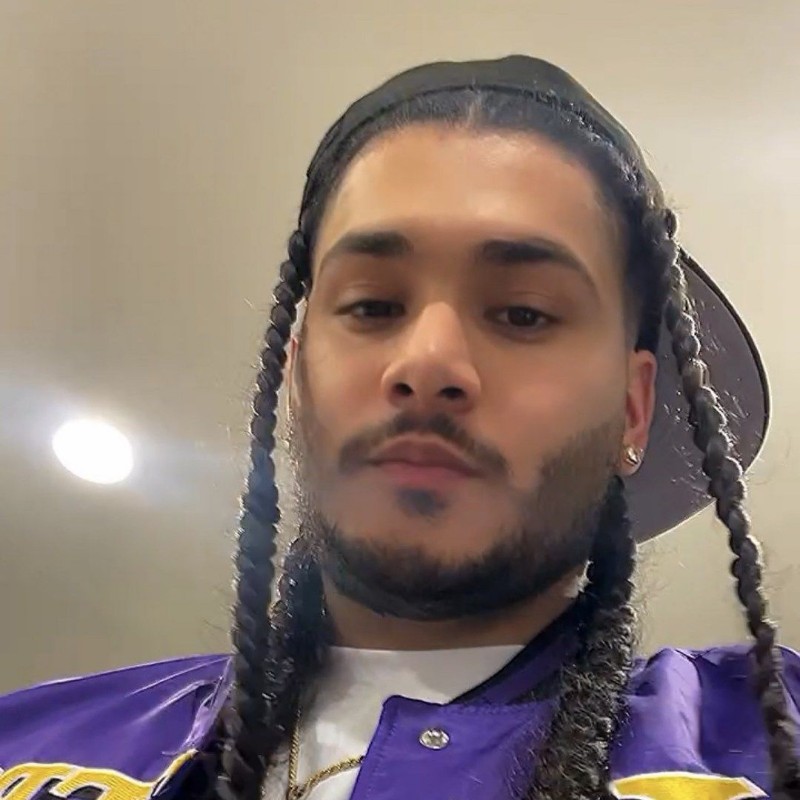 Mxrio (@llama_mario) | Snapchat Stories, Spotlight & Lenses