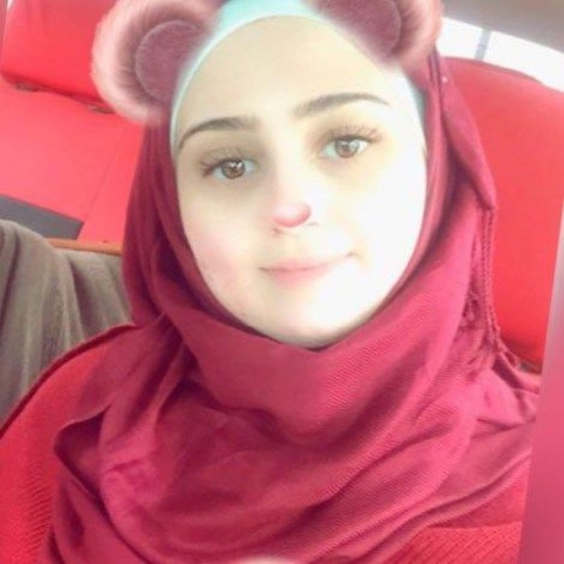 Loubna Lol (@lol2jk) | Snapchat Stories, Spotlight & Lenses