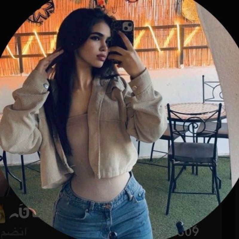 ‏🫦🖤 …𝓛𝓪𝔂𝓪𝓷 (@lolo_200121) | Snapchat Stories, Spotlight & Lenses