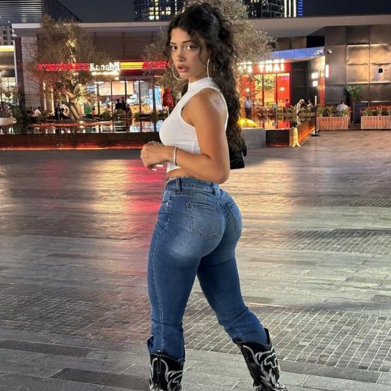 L0l1y (@lolyj00) | Snapchat-Stories, Spotlight och linser