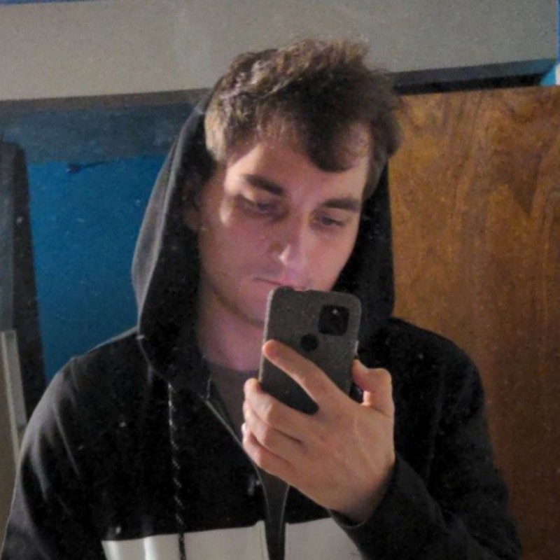 Piotr Rzymski (@lorenzmotors) | Snapchat Stories, Spotlight & Lenses