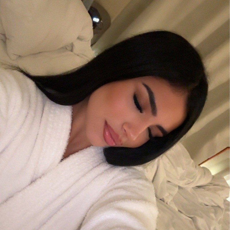 Loubna (@loubna101) | Snapchat Stories, Spotlight & Lenses