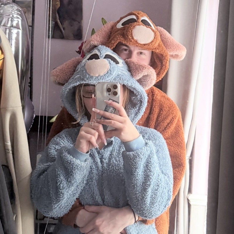 Louisa (@louisakh396) | Snapchat Stories, Spotlight & Lenses