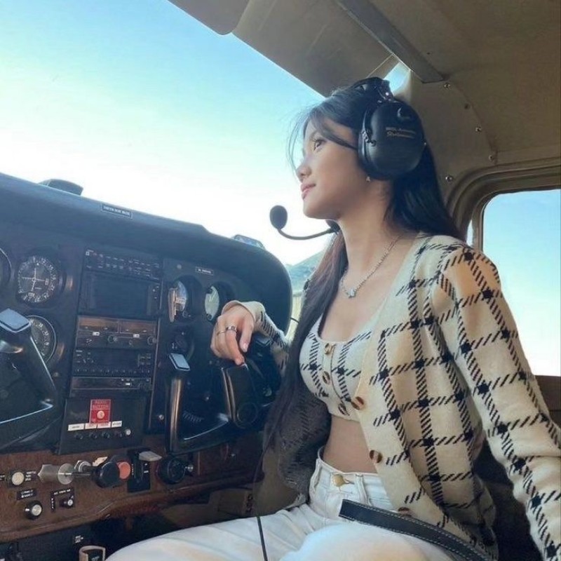 Love_pilot (@lovepilot2024) | Snapchat Stories, Spotlight & Lenses