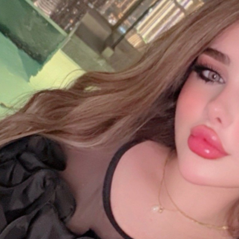 Maryam AlGailani (@lr_rem) | Snapchat Stories, Spotlight & Lenses