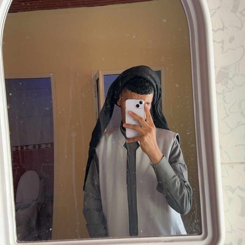 𝐅𝐑𝐀𝐒 (@lsyl5000) | Snapchat Stories, Spotlight & Lenses