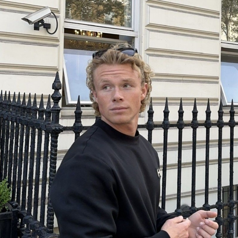 Lucas Christiansen (@lucasfcn) | Snapchat Stories, Spotlight & Lenses