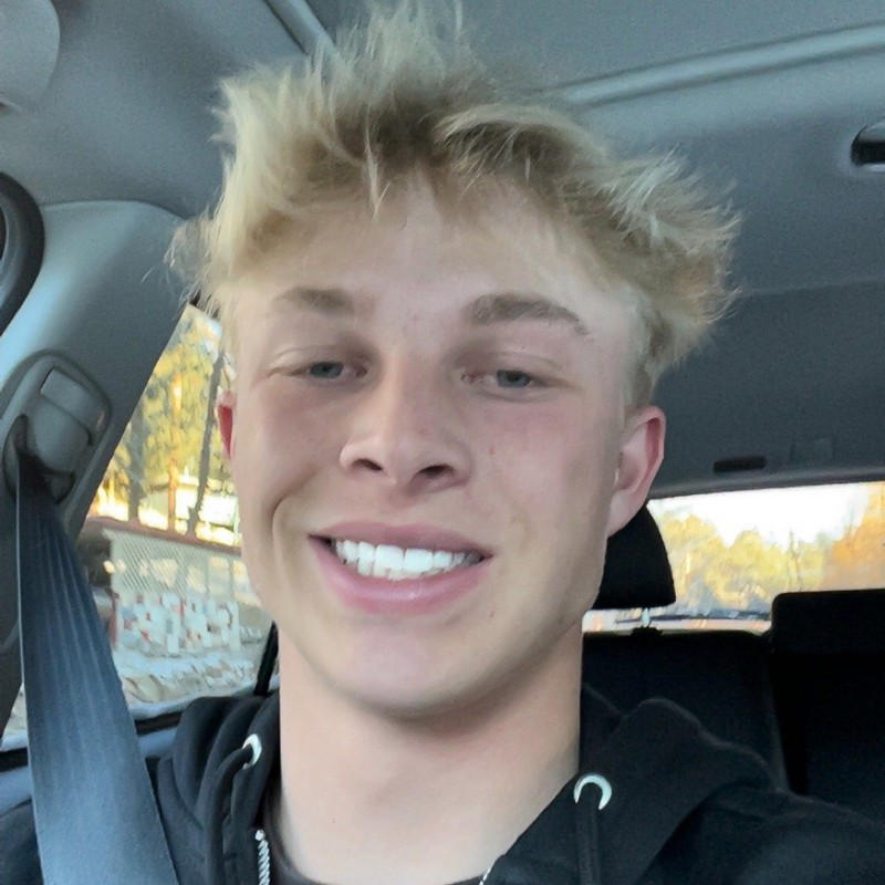 Joey (@lucky_4k) | Snapchat Stories, Spotlight & Lenses