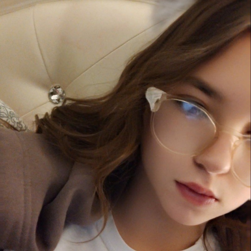 Lucy Conway (@lucy2013112) | Snapchat Stories, Spotlight & Lenses
