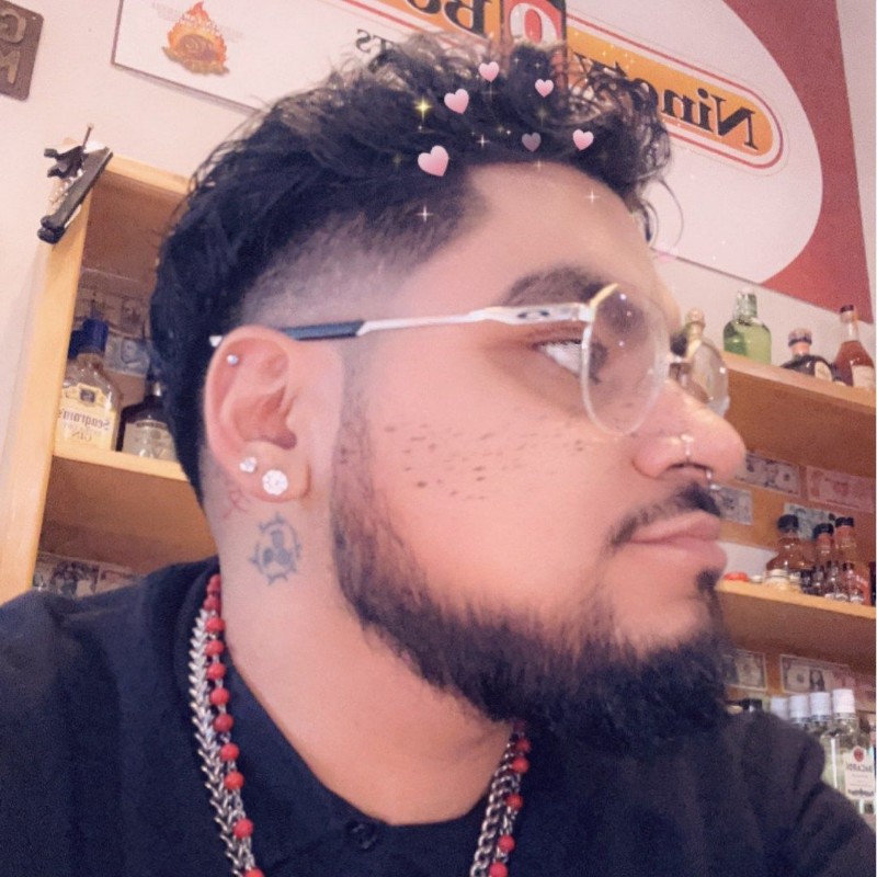 🇲🇽 Luis 🥀🌑 (@luis-m97) | Snapchat Stories, Spotlight & Lenses