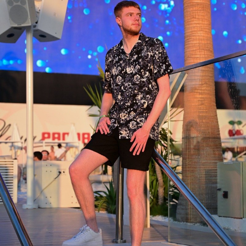 Luke Bennett (@lukebennett201) | Snapchat Stories, Spotlight & Lenses