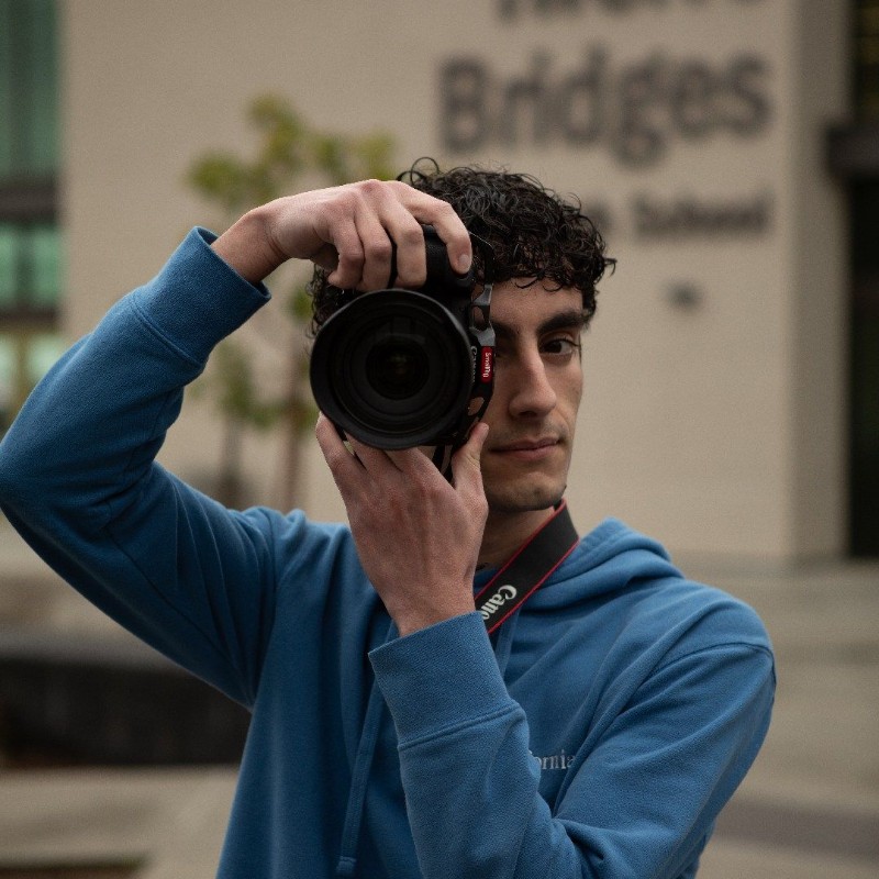 Luke Medeiros (@lukemmedeiros) | Snapchat Stories, Spotlight & Lenses