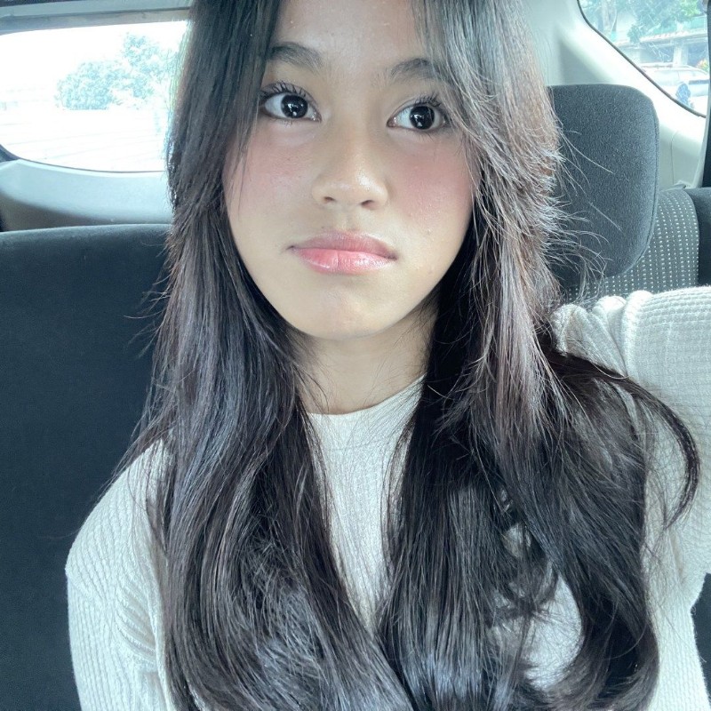 Mew Mew (@lullabyiess) | Snapchat Stories, Spotlight & Lenses