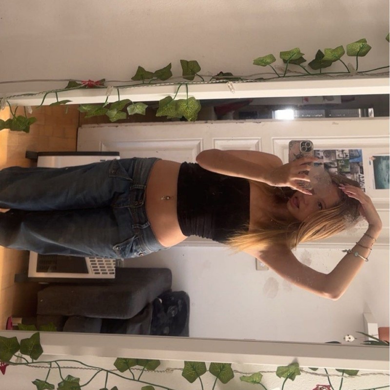 Luna (@lunabr0wn) | Snapchat Stories, Spotlight & Lenses