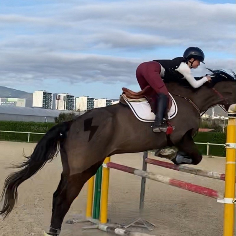 Luna Pérez🍓 (@lunapereztapia) | Snapchat Stories, Spotlight & Lenses