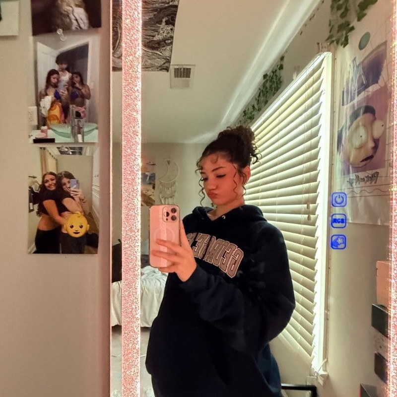 Luna (@luv.lunatuna) | Snapchat Stories, Spotlight & Lenses